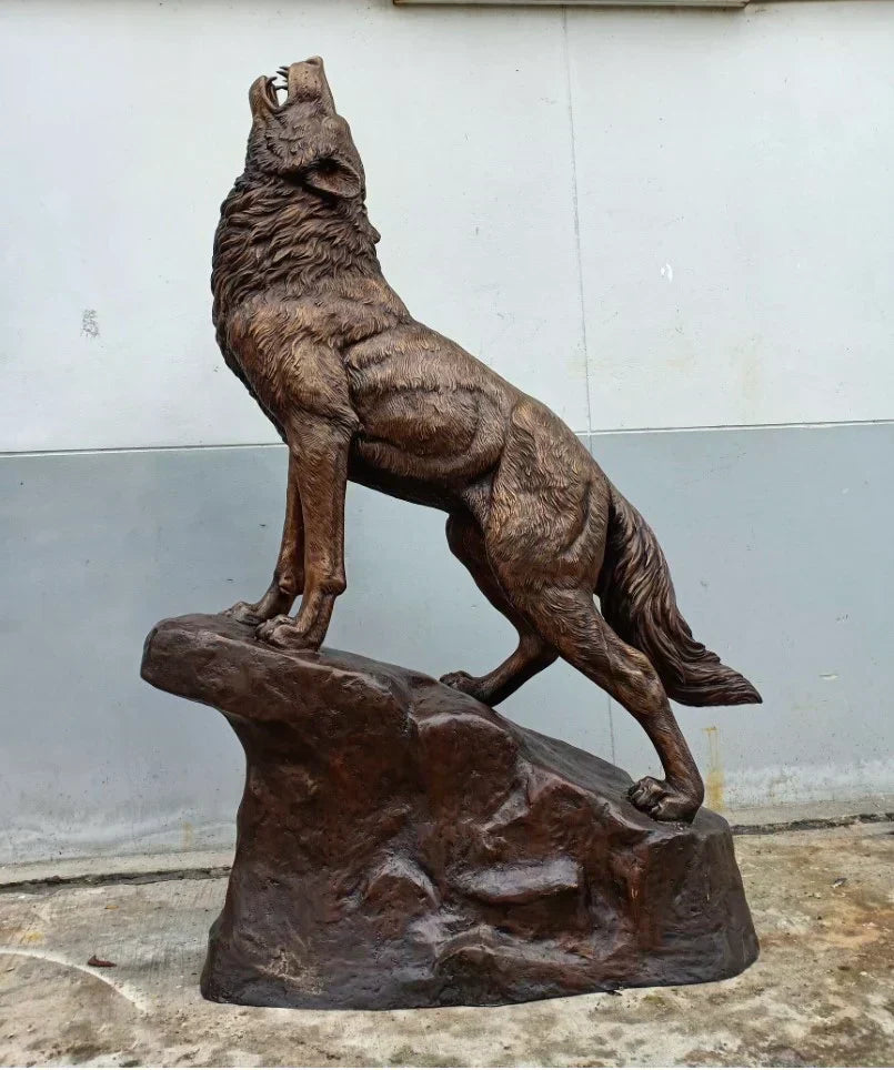Bronze Howling Wolf Statues: Why Are They So Popular – timelessbronze.com