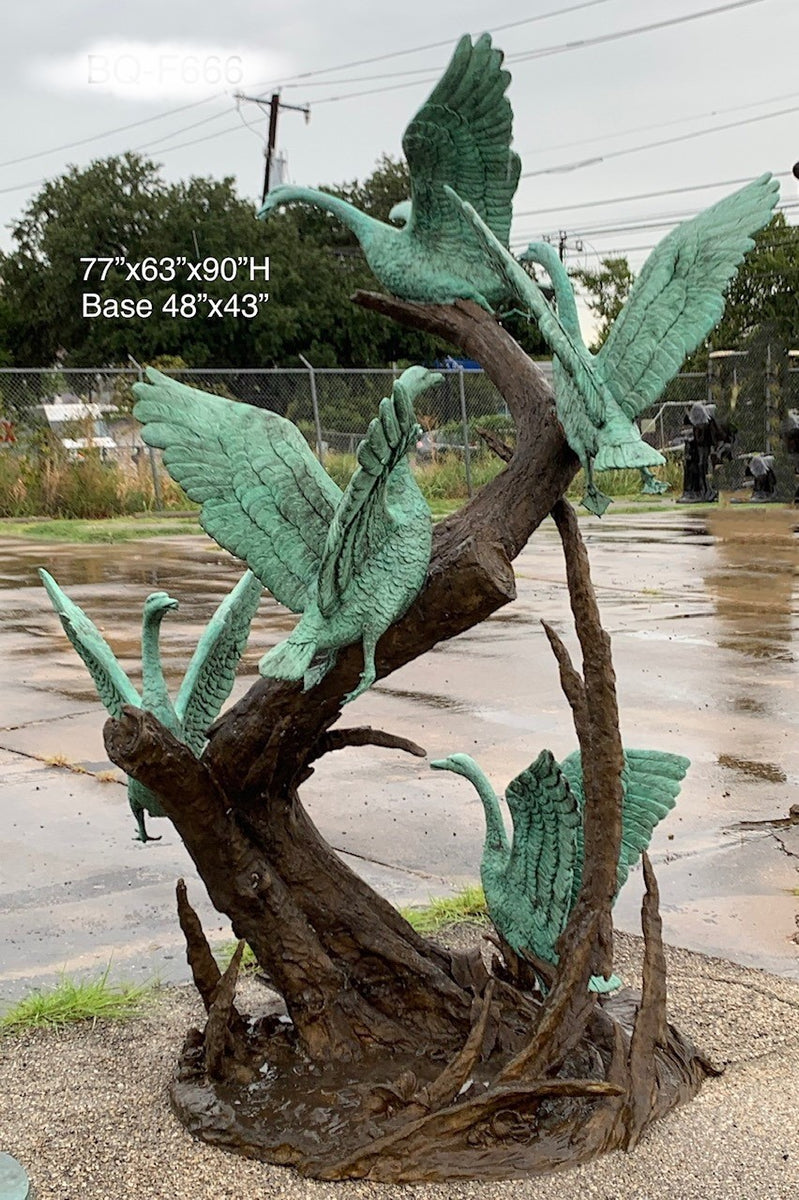 Life Size Flying Duck Bronze Fountain Sculpture – timelessbronze.com